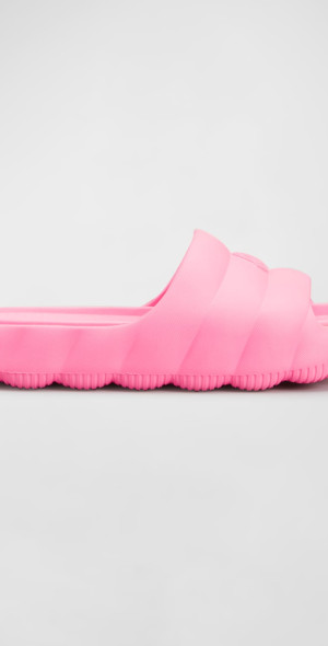 Moncler - Lilo Slides
