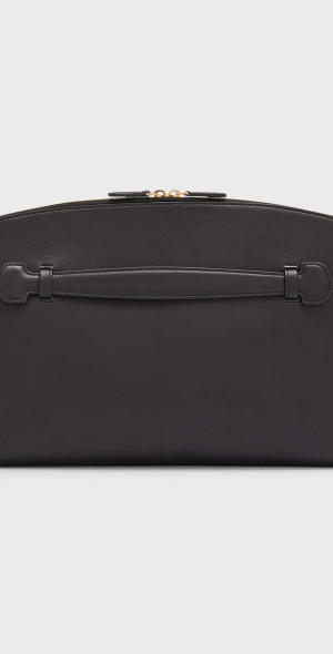 THE ROW - Ellie Clutch Bag in Saddle Leather