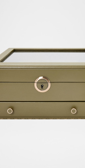 WOLF - Earth Watch Stand Box