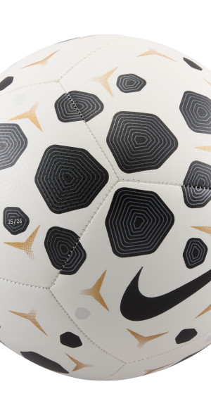 Nike - Pitch Soccer Ball in White | HV6249-100