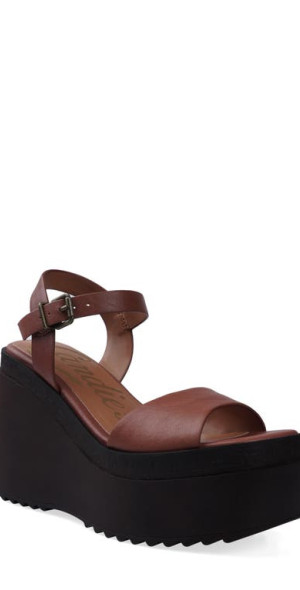 Candie's - Daryna Platform Wedge Sandal in Cognac