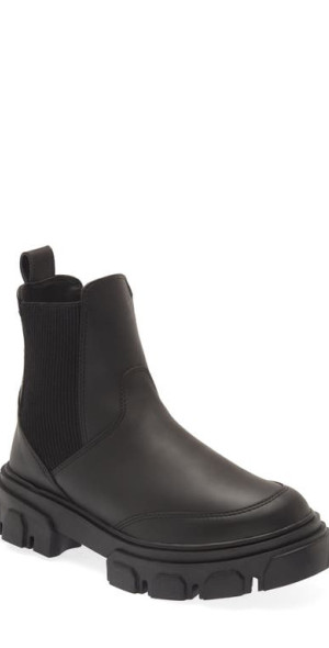 FARM Rio - Lug Sole Chelsea Boot in Black at Nordstrom