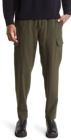 FRAME - Travel Wool Blend Flannel Cargo Pants in Olive Green