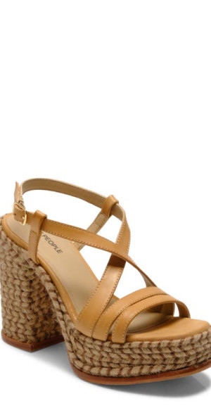Free People - Fahn Platform Sandal in Natural