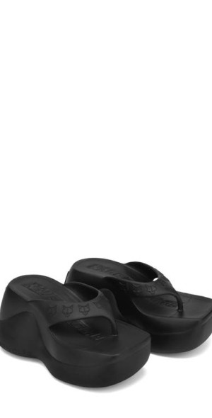 NAKED WOLFE - Diva Platform Sandal in Black-Rubber