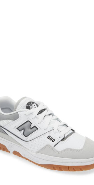 New Balance - 550 Basketball Sneaker in White/Slate Grey
