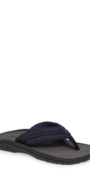 OluKai - Hokua Mesh Flip Flop in Night/Charcoal Textile
