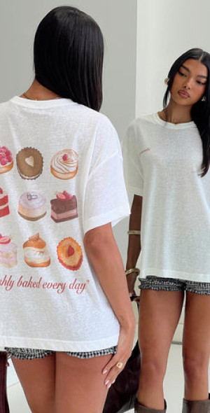 Princess Polly Lower Impact - Bakery Caked Oversized Tee Cream