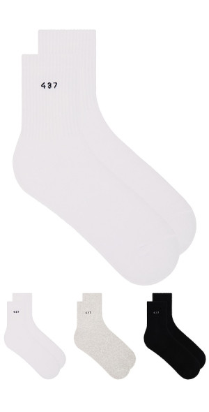 437 - The Socks