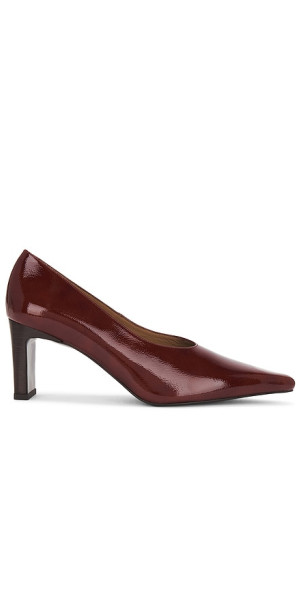 Flattered - Tove Heel