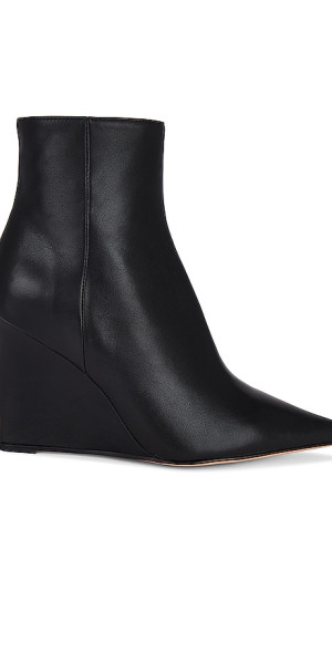 Lola Cruz - Renes Boot