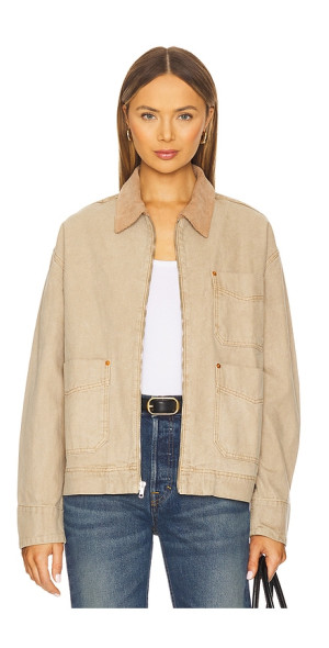 SLVRLAKE - Casey Square Worker