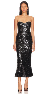 V. Chapman - Women's Clothing At The Cool Hour