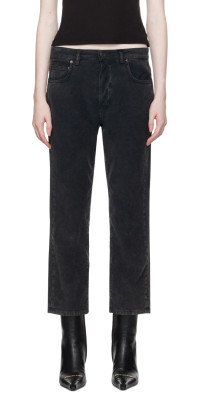 6397 - Women's Clothing At The Cool Hour