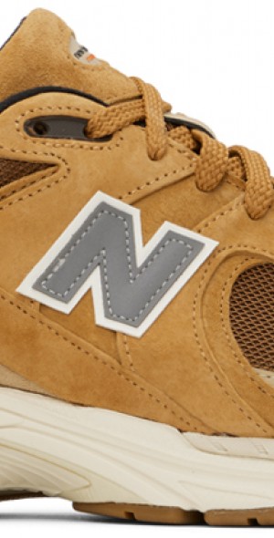 New Balance - Brown 2002R GTX Sneakers