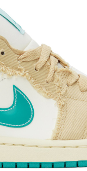 Nike Jordan - Beige & White Air Jordan 1 Low SE Wave Sneakers