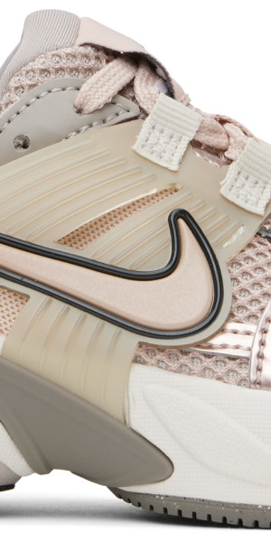 Nike - Beige V2K Run Sneakers