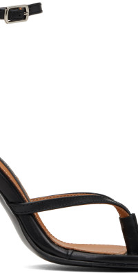 PushBUTTON - Women's Clothing At The Cool Hour