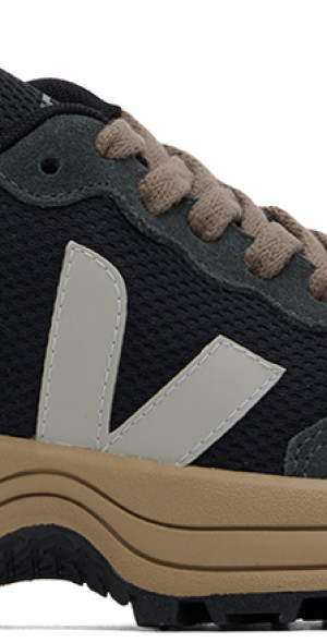 VEJA - Black & Gray Venturi II Alveomesh Sneakers
