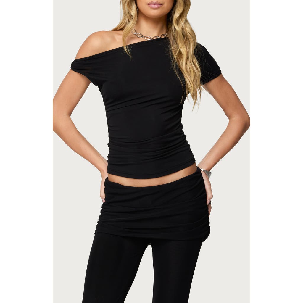 EDIKTED - Halli Off the Shoulder Top