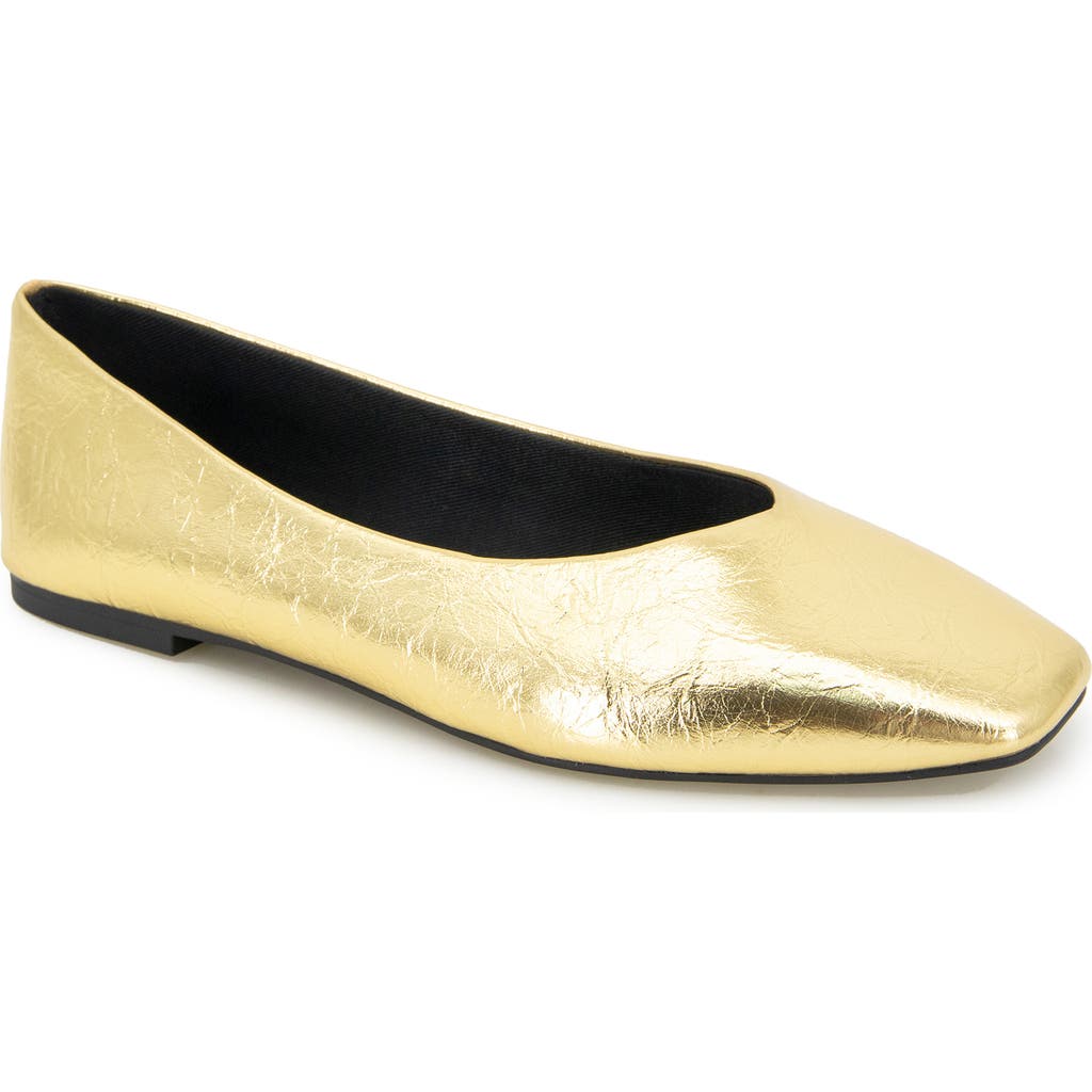 Kenneth Cole - Johanna Square Toe Flat